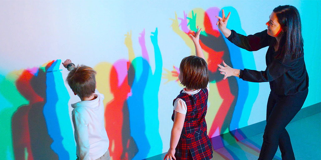 The Nature of Color: Immersive Exhibition | AMNH