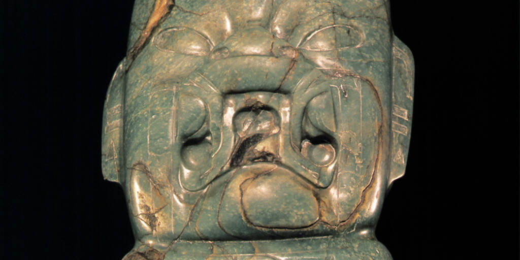 olmec jade statues