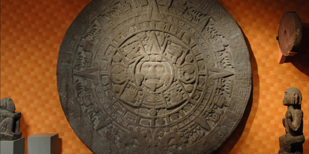 aztec sun circle