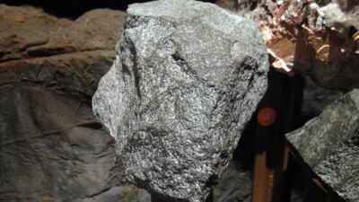 Igneous Rocks: From Lava or Magma (Molten Rock) | AMNH