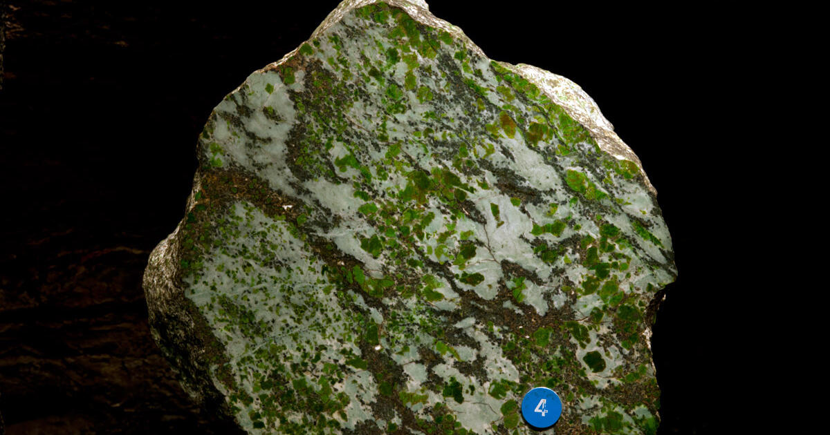 Eclogite With Diamond