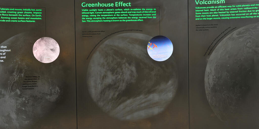 greenhouse moon