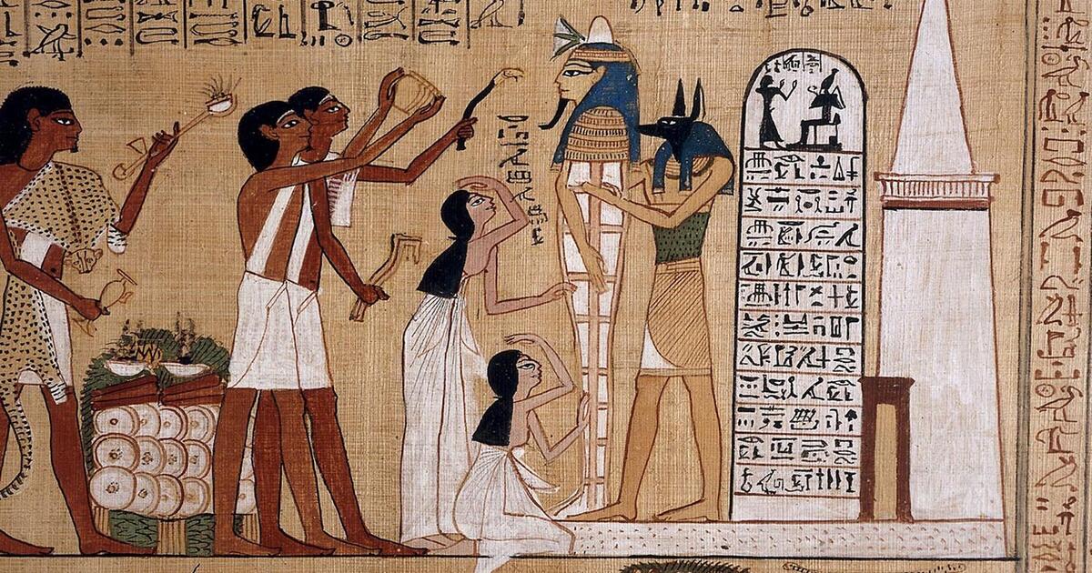 how did mummification begin