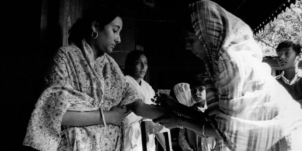 smallpox through time