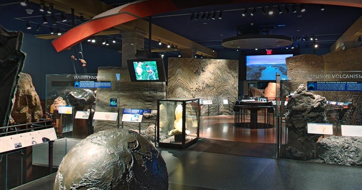 Virtual Field Trip: Hall of Planet Earth | AMNH