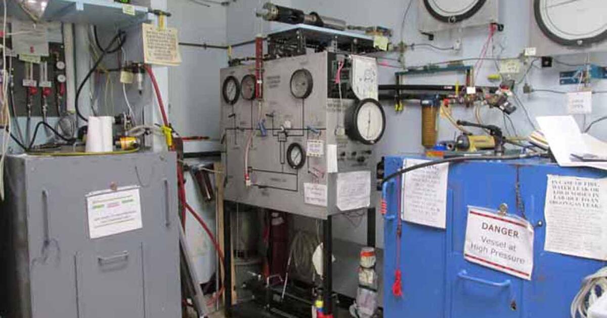 Geoscience research | equipment | instrument | laboratory