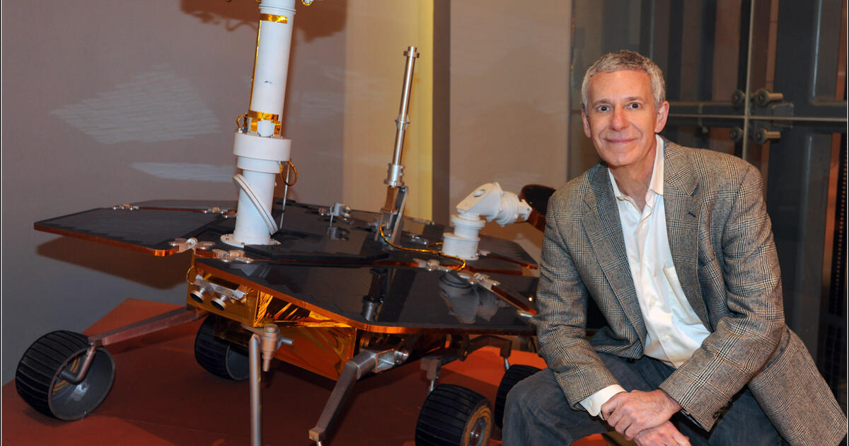 Dr. Michael Shara, Curator and Professor, Astrophysics | AMNH